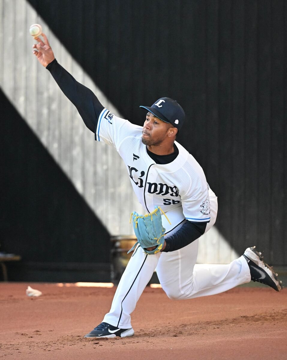 Manolitoenelplay:: Emmanuel Ramírez, dominicano 170 que debuta en Japón