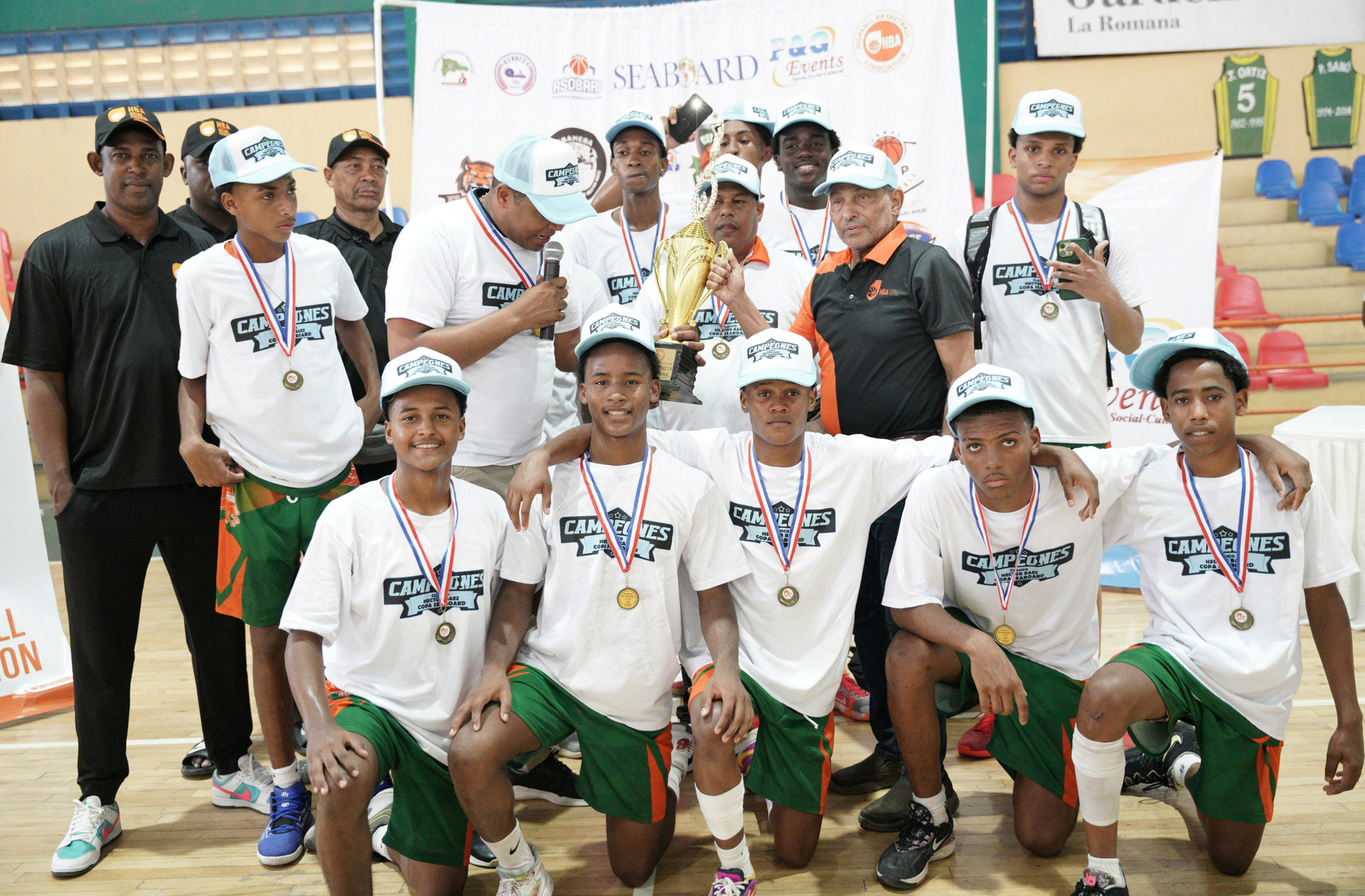 Manolitoenelplay:: Club Deportivo Chola de La Romana conquista la Copa ...