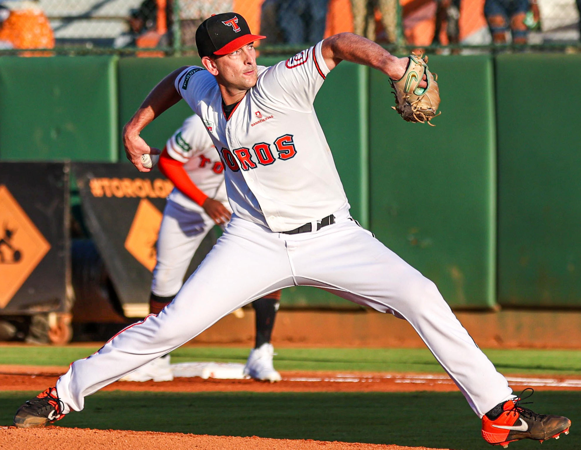 Manolitoenelplay:: Justin Courtney y Aaron Brooks encabezan rotación ...