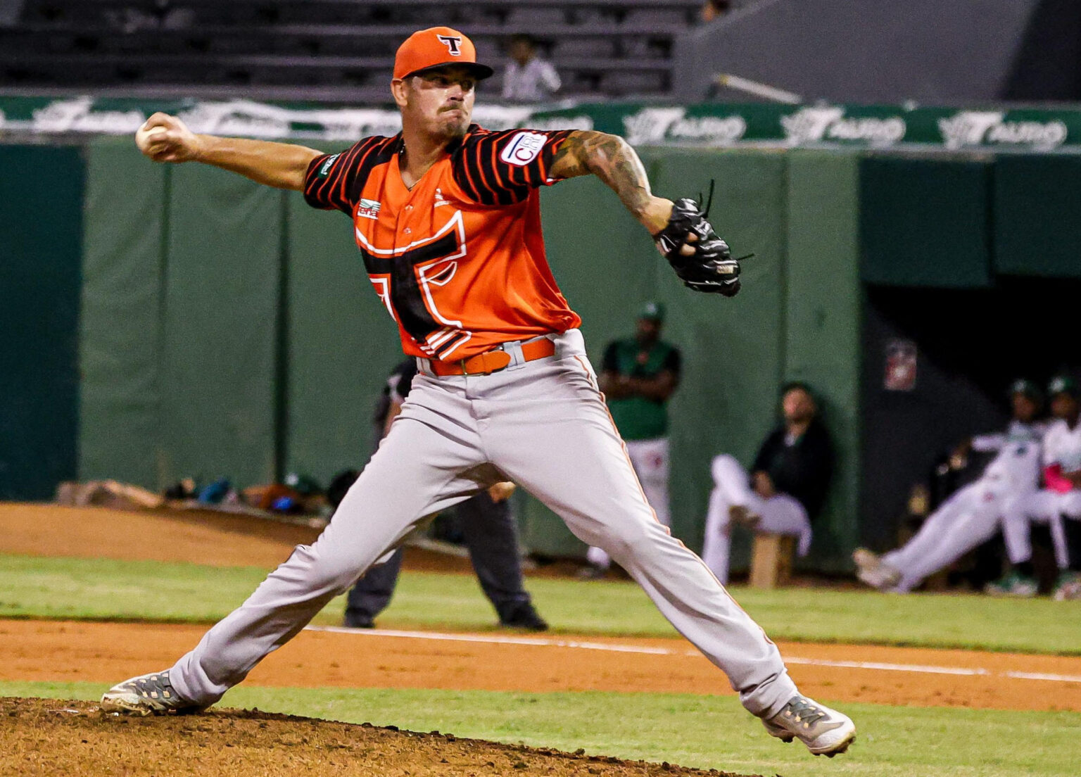 Manolitoenelplay:: Justin Courtney y Aaron Brooks encabezan rotación ...